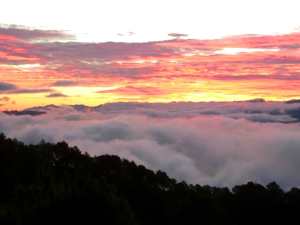 Sunrise in Marlboro Hills, Sagada (with guide and tips) | Traveling Light